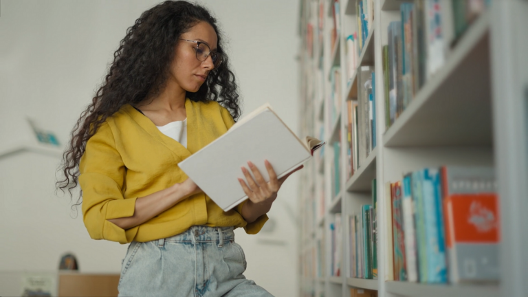 Top 7 Careers for Linguistics Majors - Opportunities in Language Fields ...